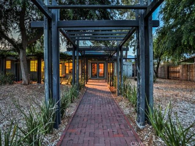 1111 Alamosa Dr, Claremont, CA 91711