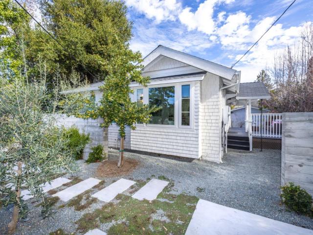 1111 Alma Street