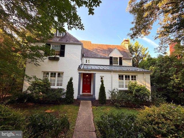 1111 Argonne Dr, Baltimore, MD 21218