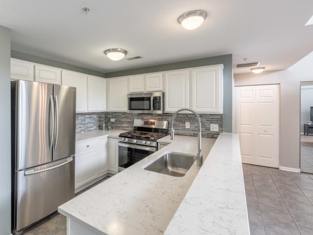 1111 Burlington Avenue # 422