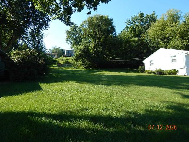 1111 Briarcliff Ln, Unit LOT 43, Clinton, IA 52732 | MLS #100000