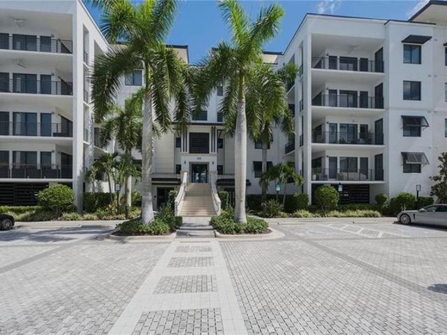 1111 Central Ave Unit 205, Naples, FL 34102