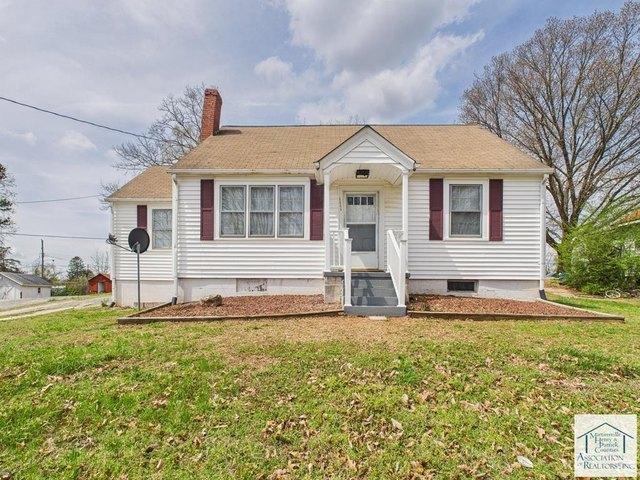 1111 Chatham Heights Rd, Martinsville, VA 24112