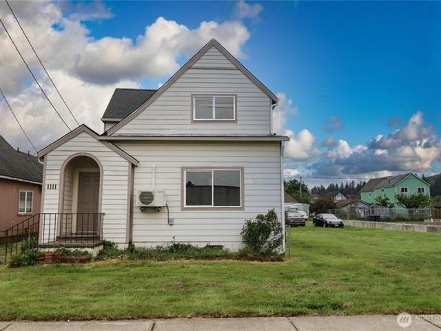 1111 Chenault Ave, Hoquiam, WA 98550