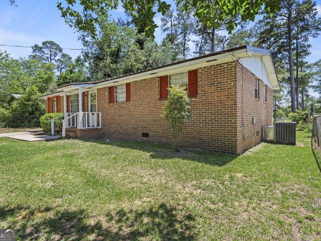 1111 Creekwood Drive