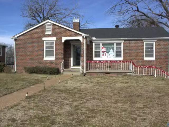 1111 E 3RD ST, TUSCUMBIA, AL 35674 Single Family Residence For.