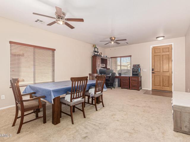 1111 e canyon trail