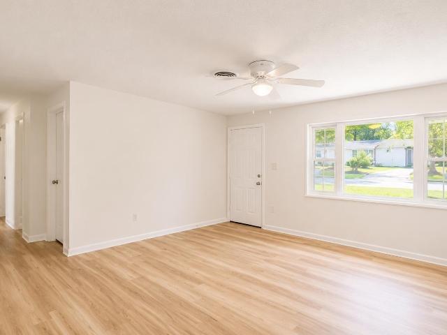1111 Edgehill Drive