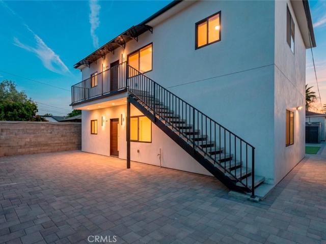 1111 / Emelita St, North Hollywood, CA 91601 | MLS #SR26043