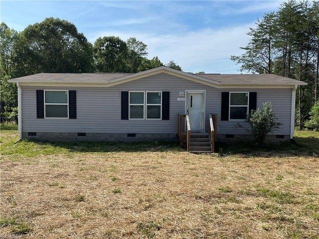 1111 Fulp Rd, Walnut Cove, NC 27052