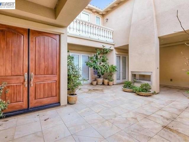 1111 Hawkshead Cir
