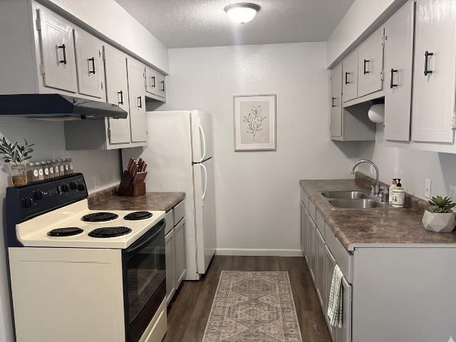 1111 Langley Rd 2 Bedroom Apartment for Rent at 1111 Langley Rd, Waterloo, IA 50702