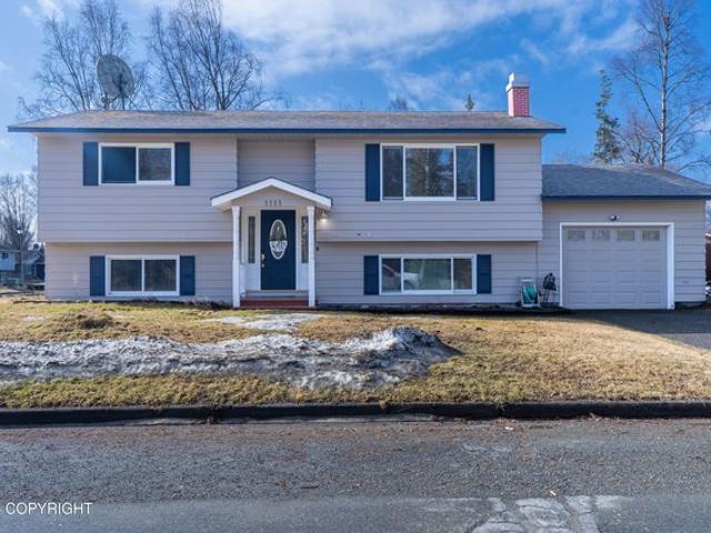 1111 Larch Ave, Kenai, AK 99611