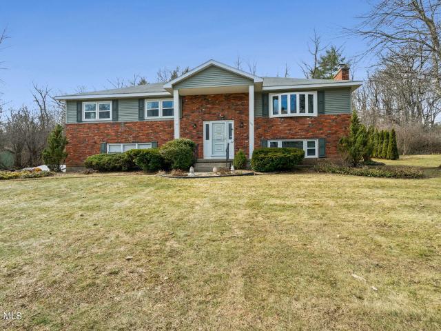1111 Rosehill Boulevard