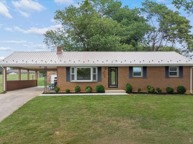 1111 Roundtree Dr, Bedford, VA 24523