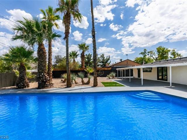 1111 Strong Dr, Las Vegas, NV 89102