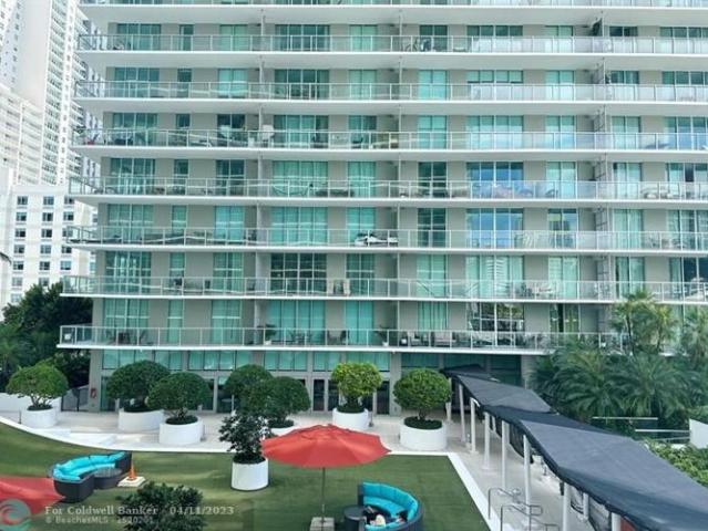 1111 SW 1st Ave #1015, Miami, FL 33130