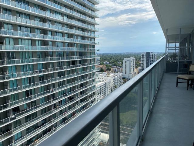 1111 SW 1st Ave, Unit 2516N, Miami, FL 33130 | MLS #A11904 | Compass