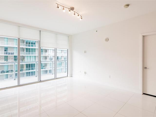 1111 SW 1st Ave, Unit 3216N, Miami, FL 33130 | MLS #A11981 | Compass