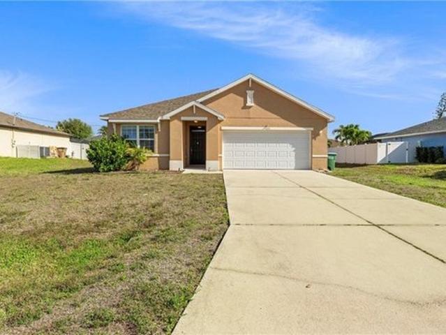 1111 SW 41st Ter, Cape Coral, FL 33914