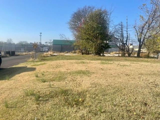 1111 S Campbell St, Hopkinsville, KY 42240