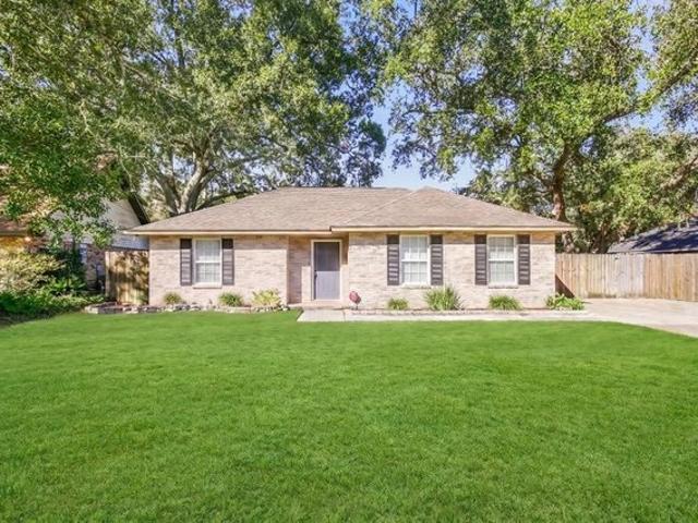 1111 Saint Scholastica St, Slidell, LA 70460