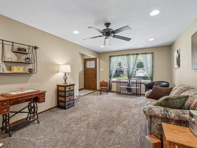 1111 Scott Avenue