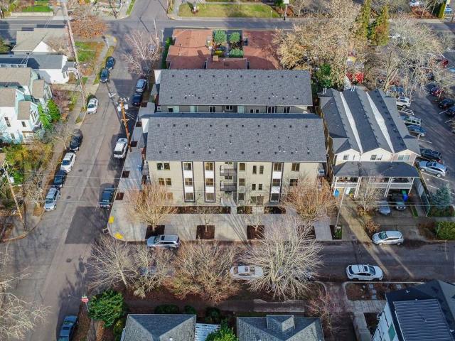 1111 SE Tenino St 2 Bedroom Apartment for Rent at 1111 Se Tenino St, Portland, OR 97202 Sellwood Moreland