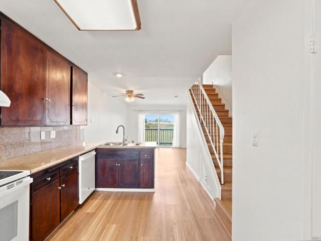 1111 Seacoast Dr 46