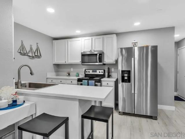 1111 seacoast dr 8
