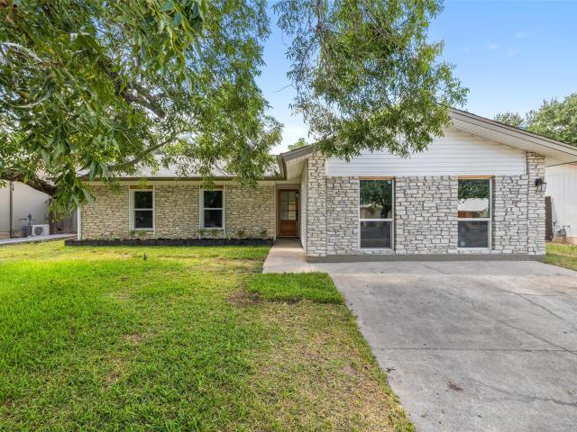 1111 Spearson Ln