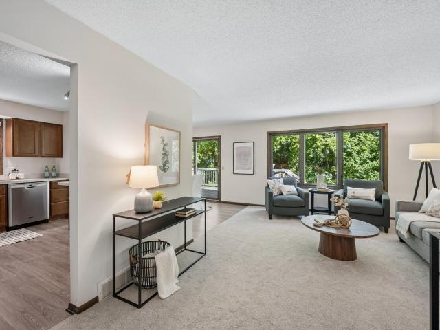 1111 th Avenue N