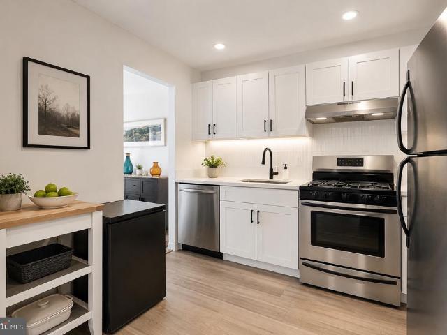 1111 University Boulevard W # 318 A