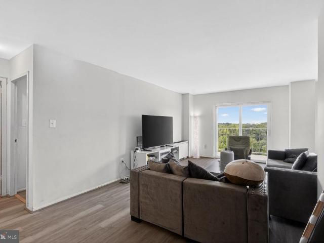 1111 University Boulevard W # 909 A