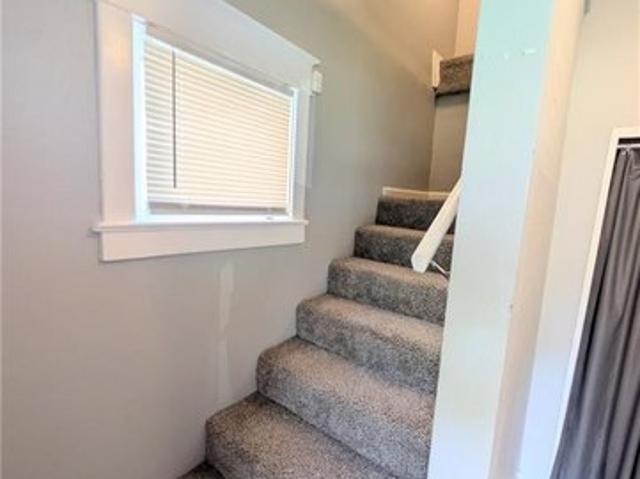 1111 W 44th St, Kansas City, MO 64111