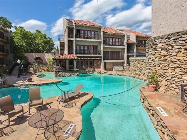 1111 W 46th St Apt 2, Kansas City, MO 64112