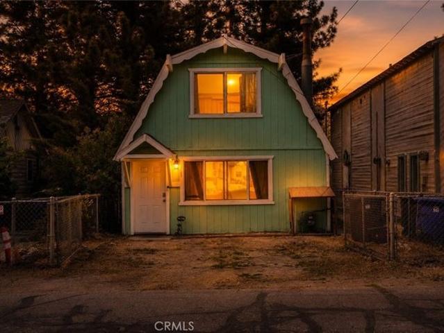 1111 W Aeroplane Blvd, Big Bear City, CA 92314