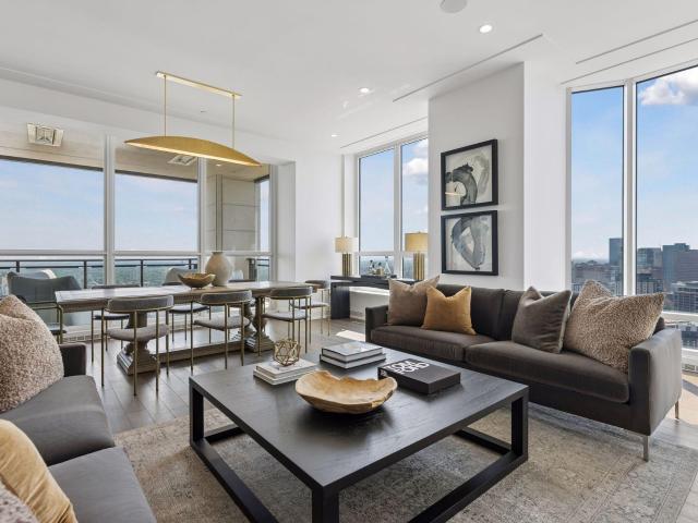 1111 W River Parkway # 34B