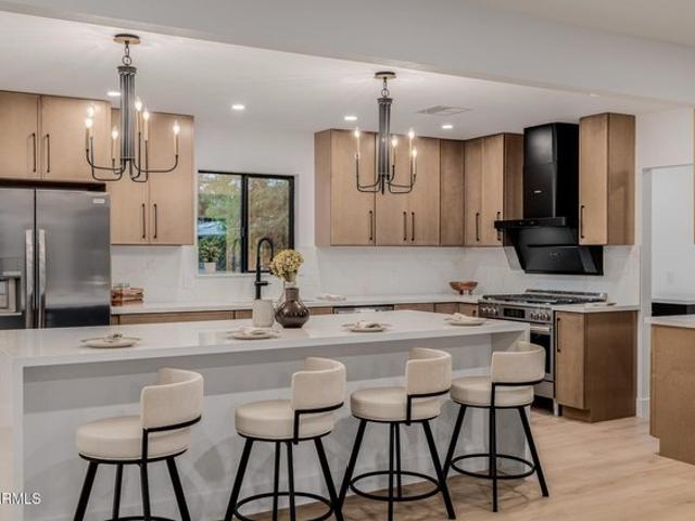 1111 W Townley Ave, Phoenix, AZ 85021