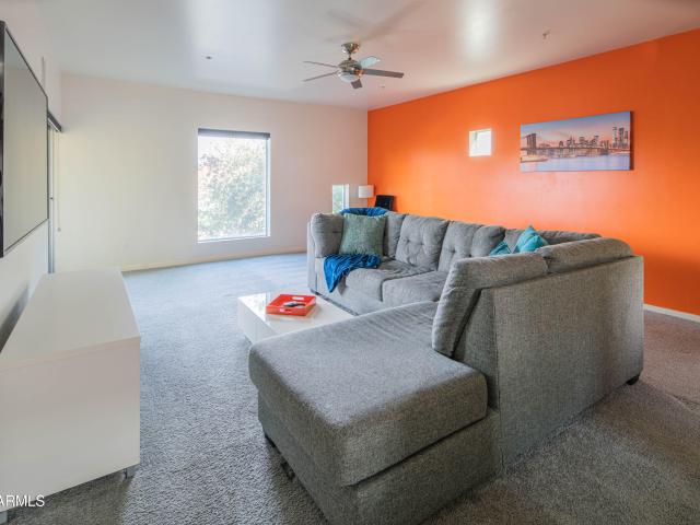 1111 w university drive # 2012