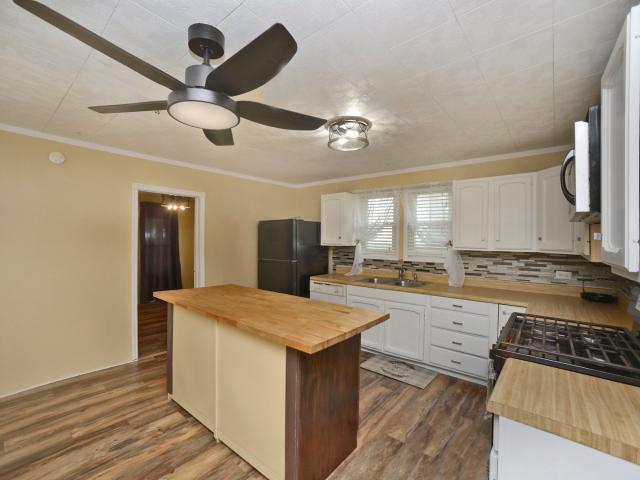 1111 Walnut Street