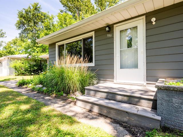 1111 Wedgewood Road