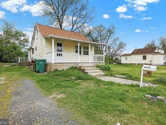 1111 Whittier Ave, Bensalem, PA 19020
