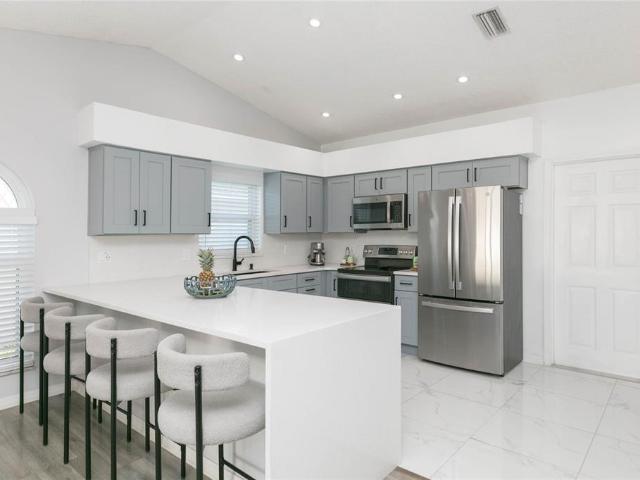 1111 Windhorst Ridge Dr, Brandon, FL 33510 | MLS #TB8497 | Compass