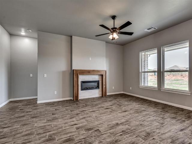 1111 Wisteria Way