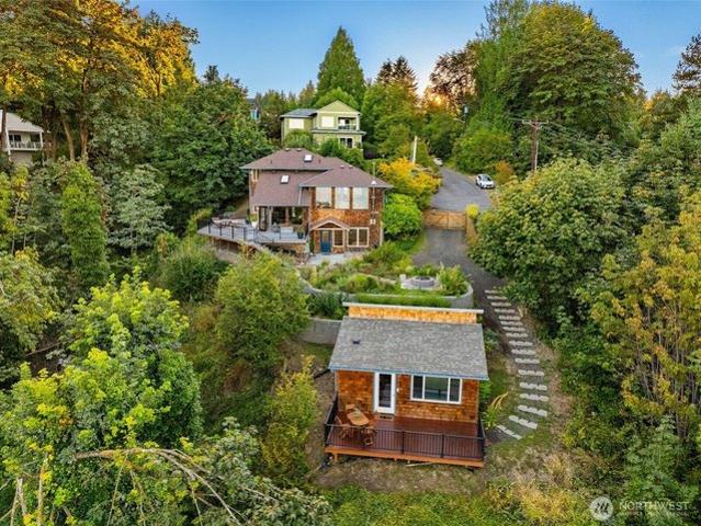 1111 Woodard Ave NW, Olympia, WA 98502