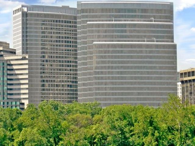 1111 19th St N Apt 1503, Arlington, VA 22209