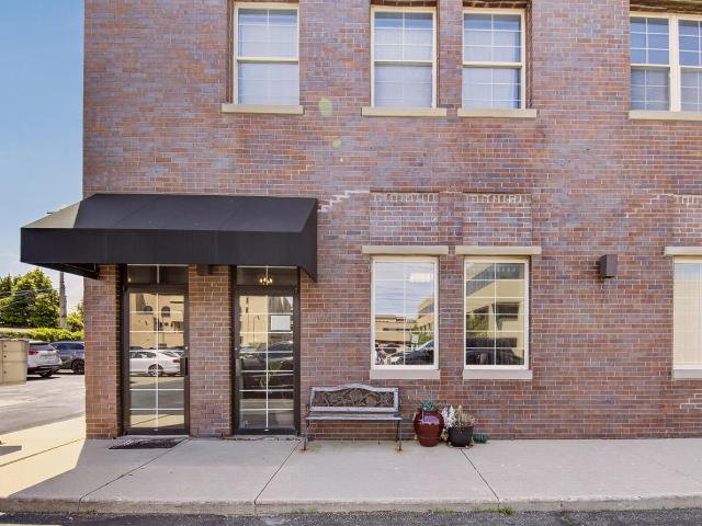 1111 55th St, Unit 3