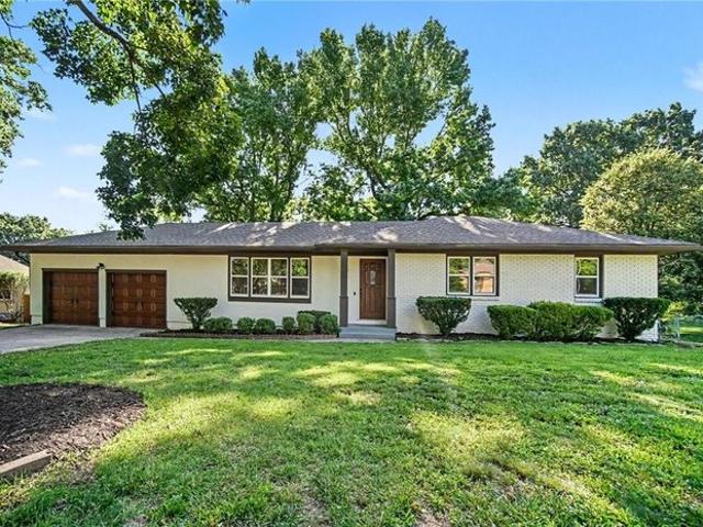 11123 Grand Ave, Kansas City, MO 64114