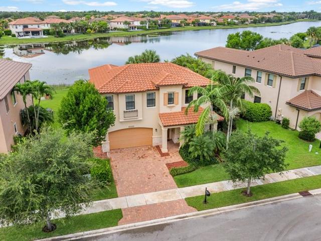 11120 NW 82nd Pl, Parkland, FL 33076
